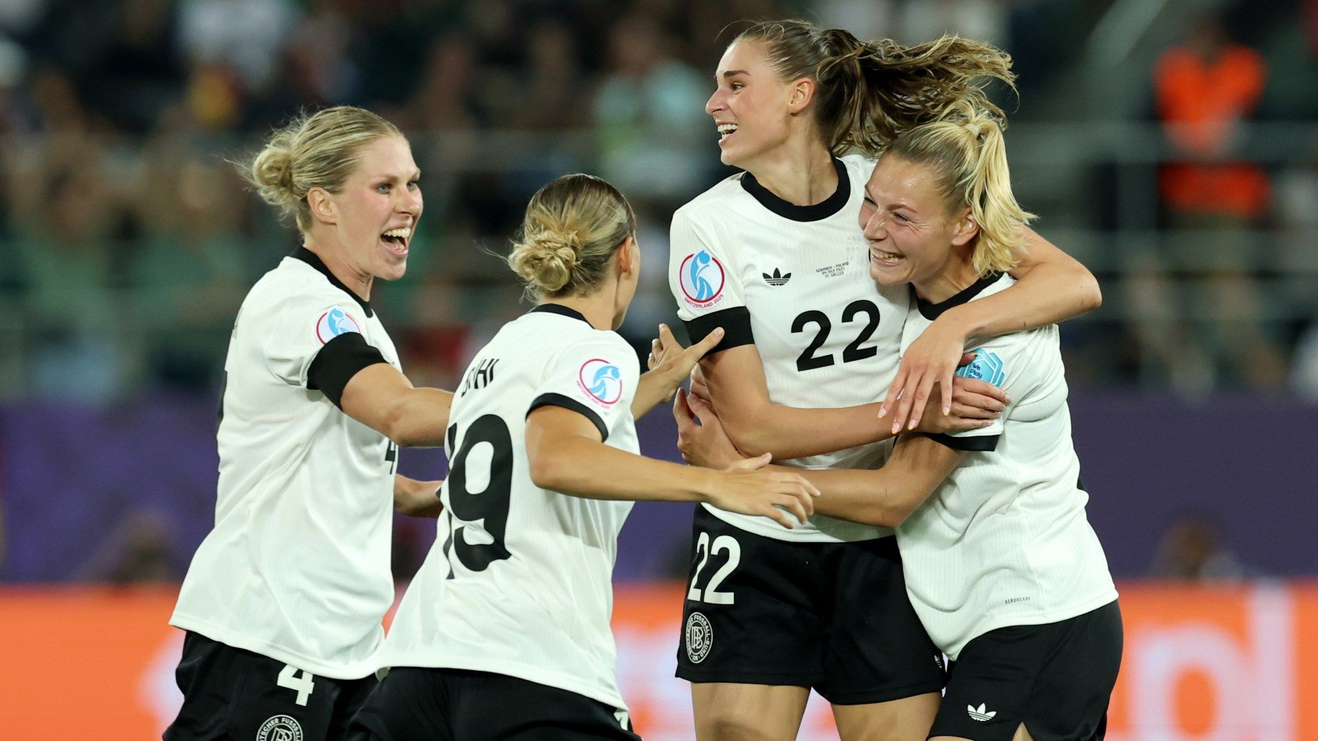 Wer zeigt / überträgt Deutschland (DFB Frauen) vs. Schweden heute im Live Stream und live im ...